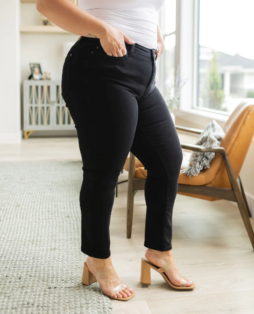 Judy blue jeans plus size store